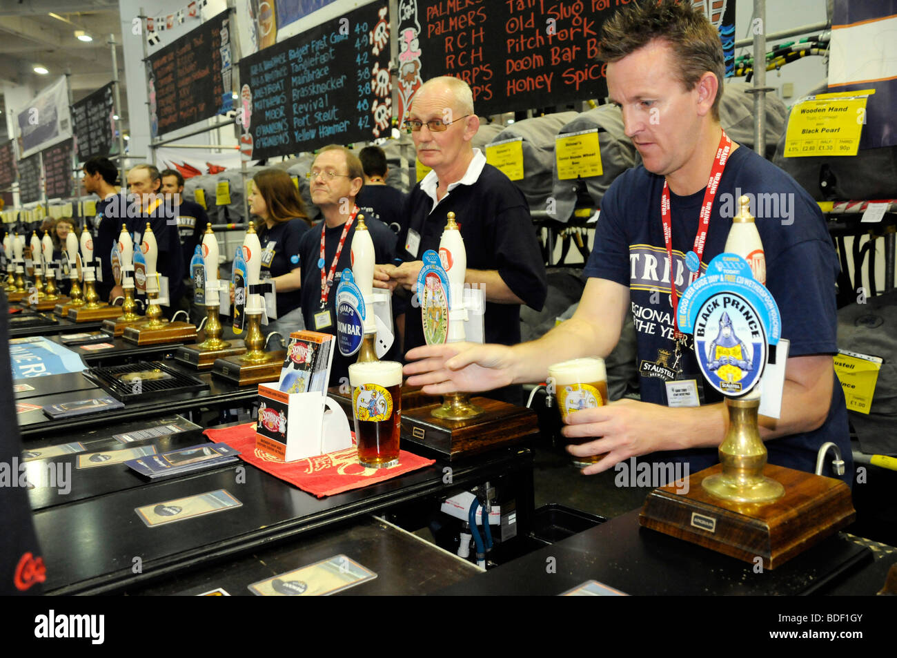 Hand Pulled Ales High Resolution Stock Photography and Images - Alamy