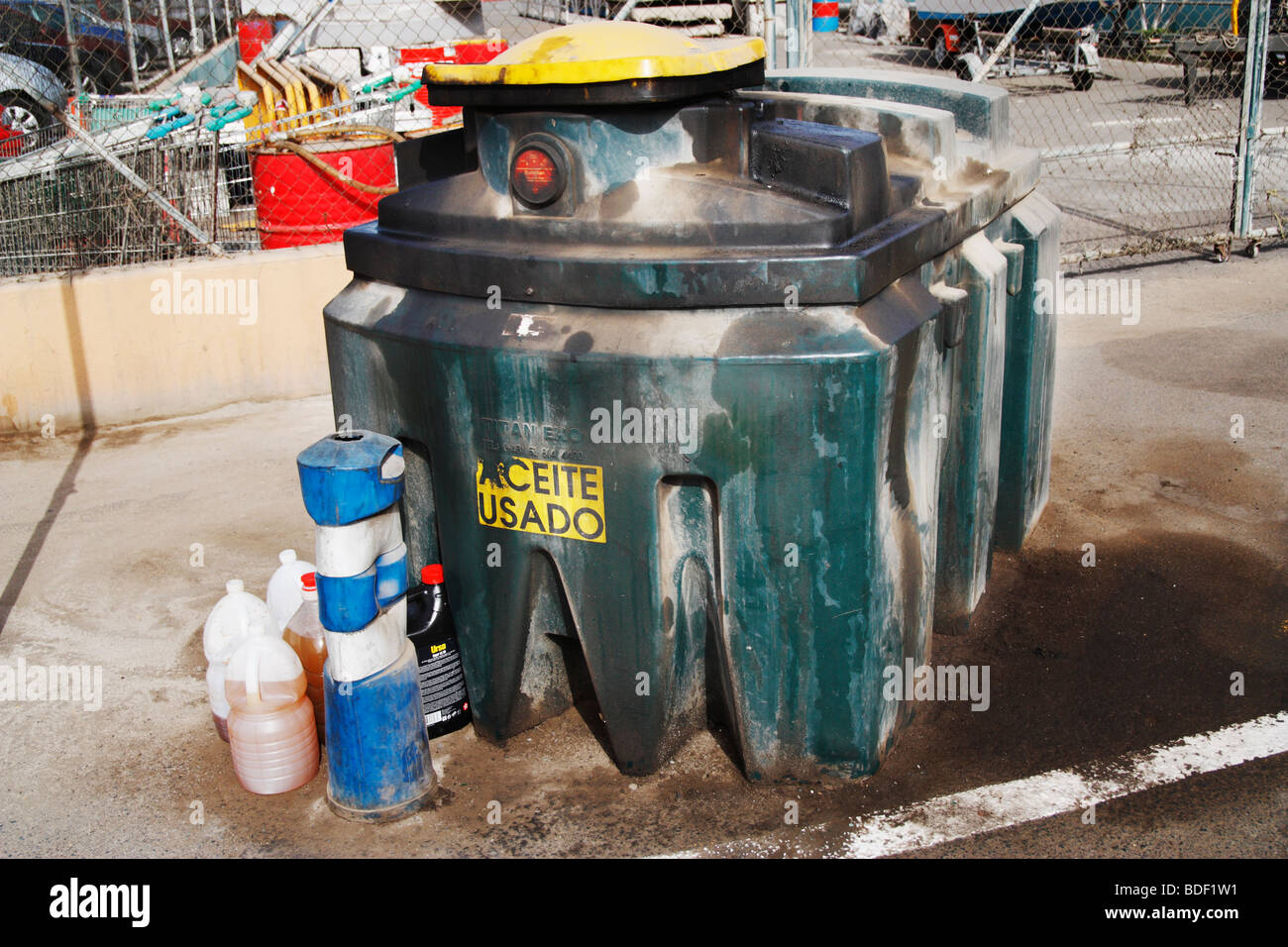Disposal container hi-res stock photography and images - Alamy