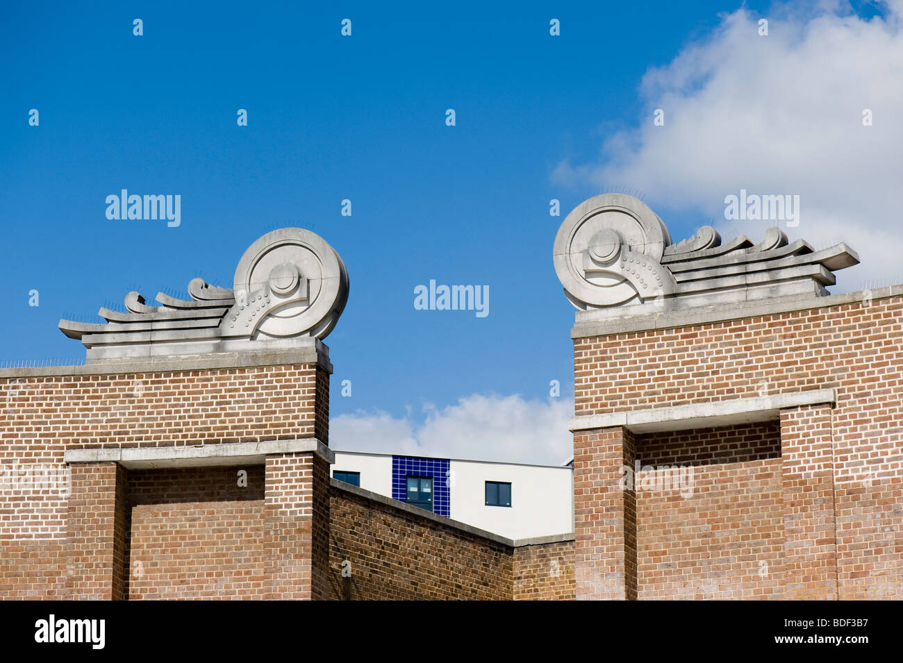 Uxbridge tube station hi-res stock photography and images - Alamy