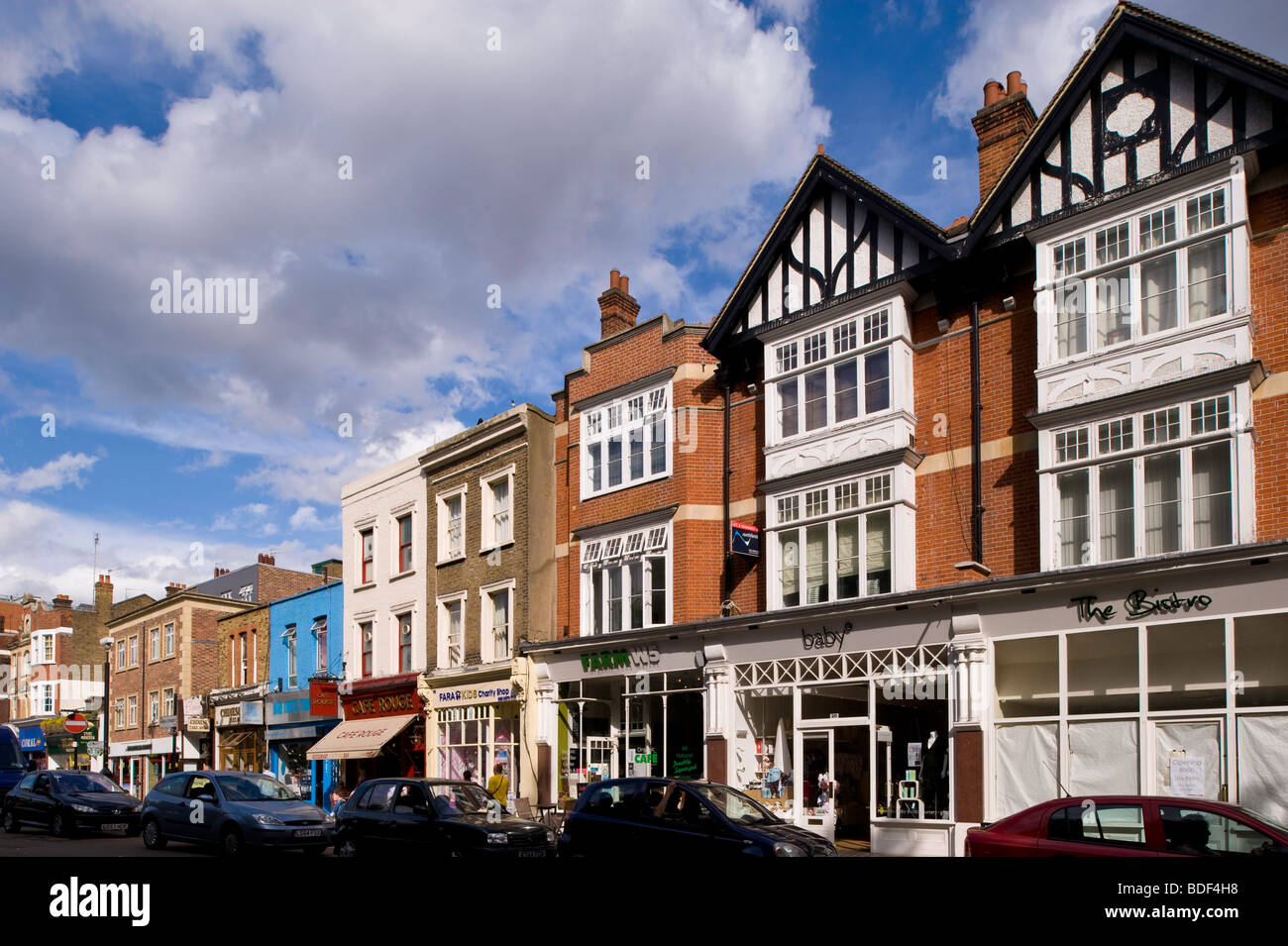 Shopping parade london hi-res stock photography and images - Alamy
