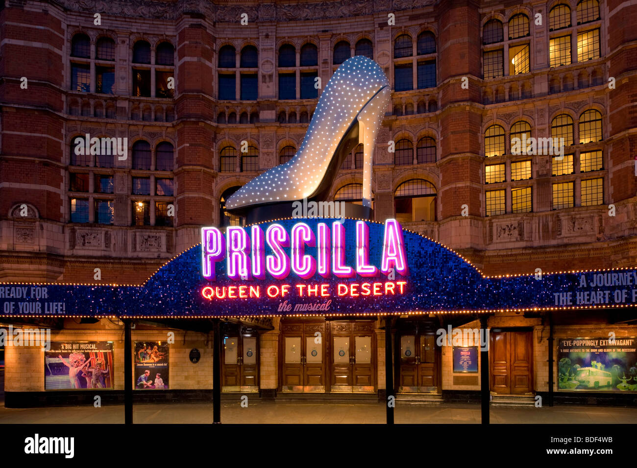 Soho london nightlife hi-res stock photography and images - Alamy