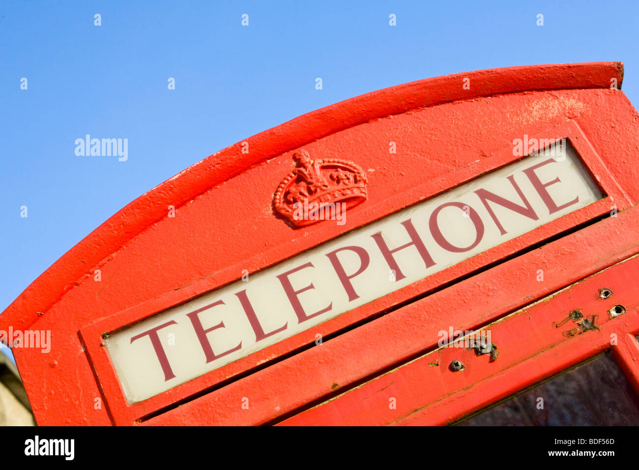 Giles gilbert scott’s telephone box hi-res stock photography and images ...