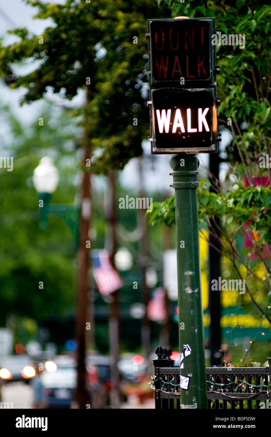 Traffic Light Pedestrian Walk Sign Stock Photos & Traffic Light ...