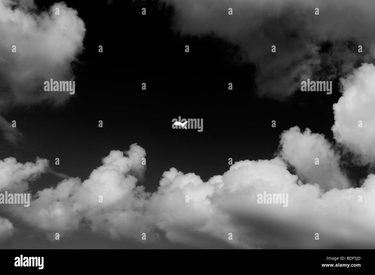 Large helium-filled IDF Israeli military surveillance balloon over ...