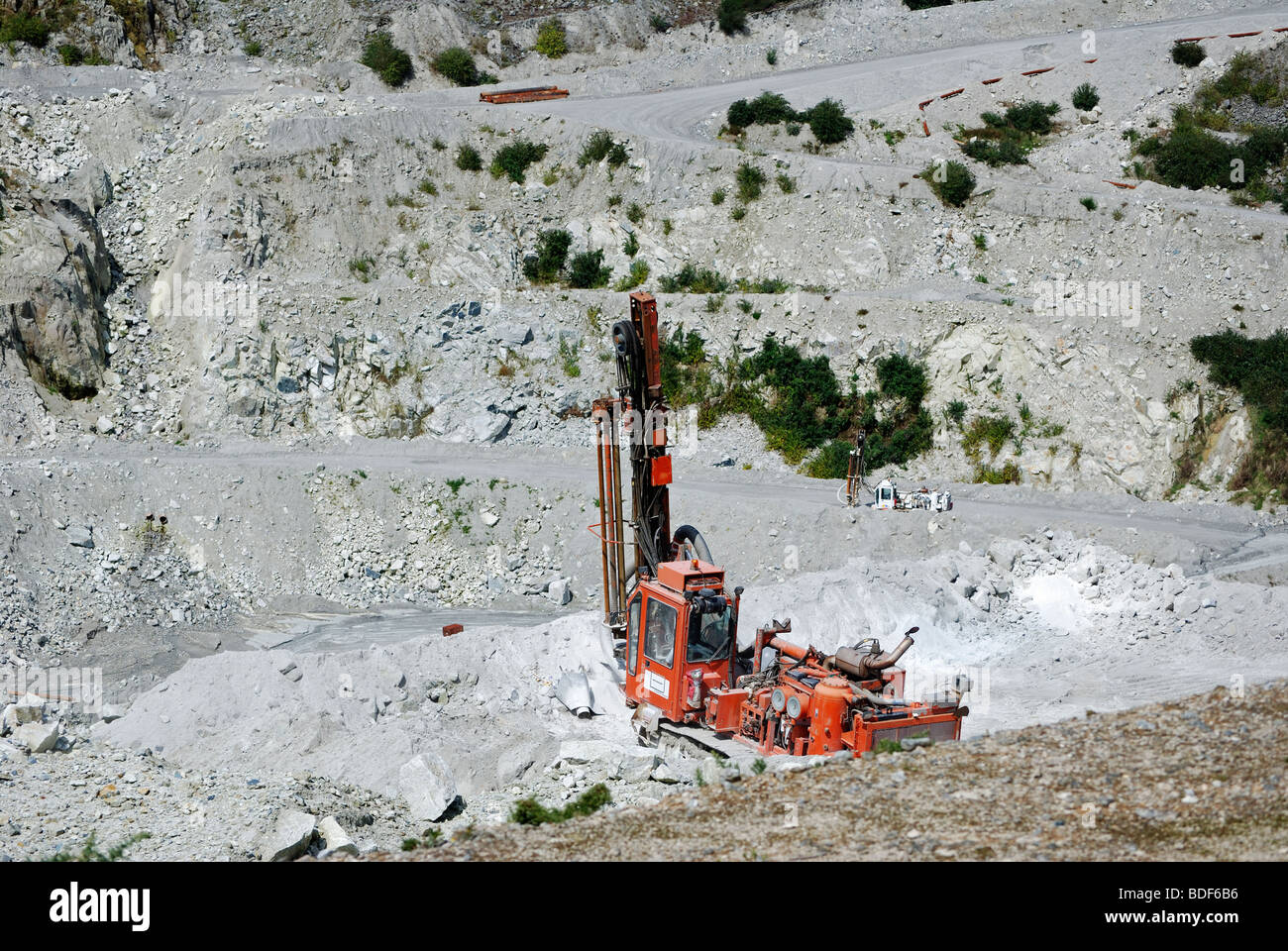 Clay extraction hi-res stock photography and images - Alamy