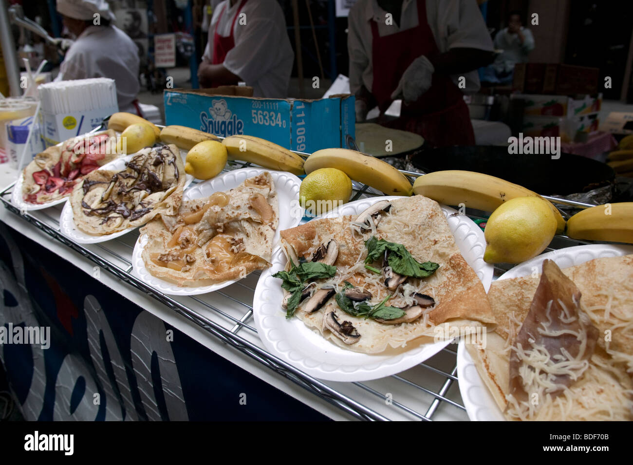 Crepes display hi-res stock photography and images - Alamy