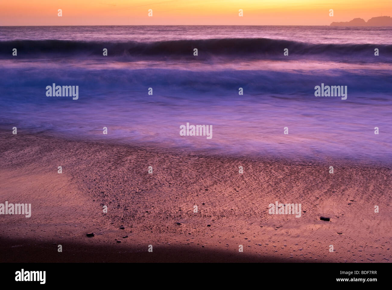 Sunset beach tides hi-res stock photography and images - Alamy