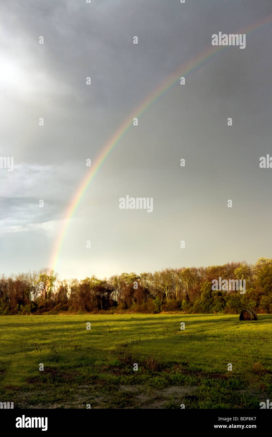 Rainbow sky arch hi-res stock photography and images - Alamy