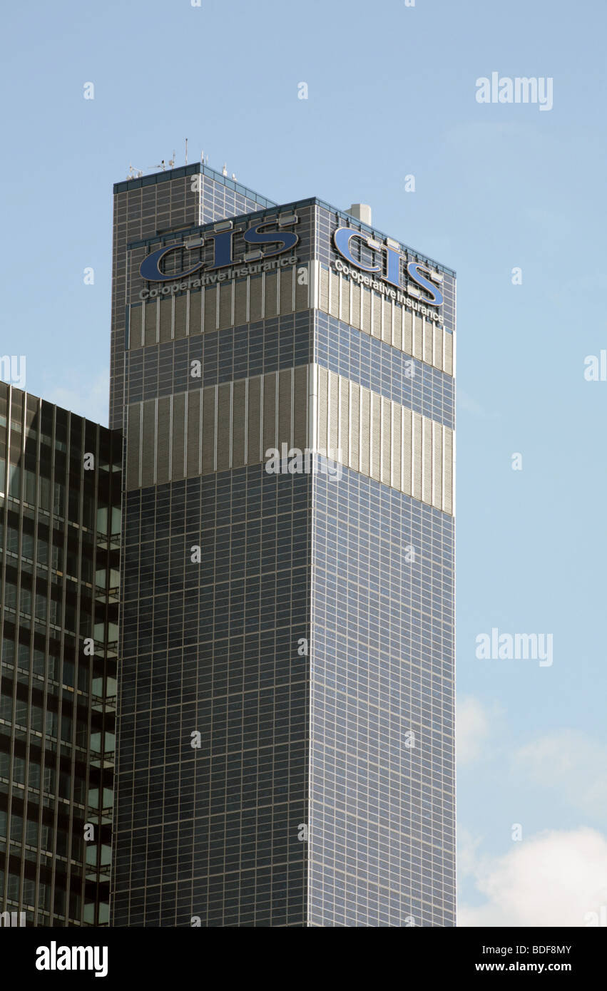 The Co Operative Insurance CIS Building with solar panels Manchester ...