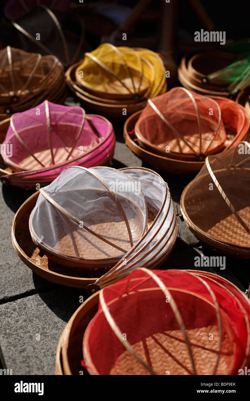 Market stall covers hi-res stock photography and images - Alamy