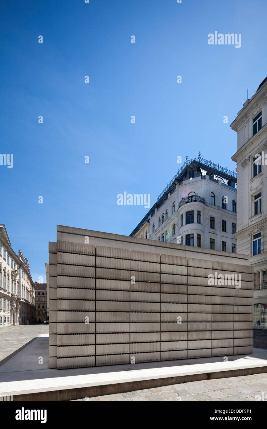 Judenplatz Holocaust Memorial, Vienna, Austria Stock Photo - Alamy