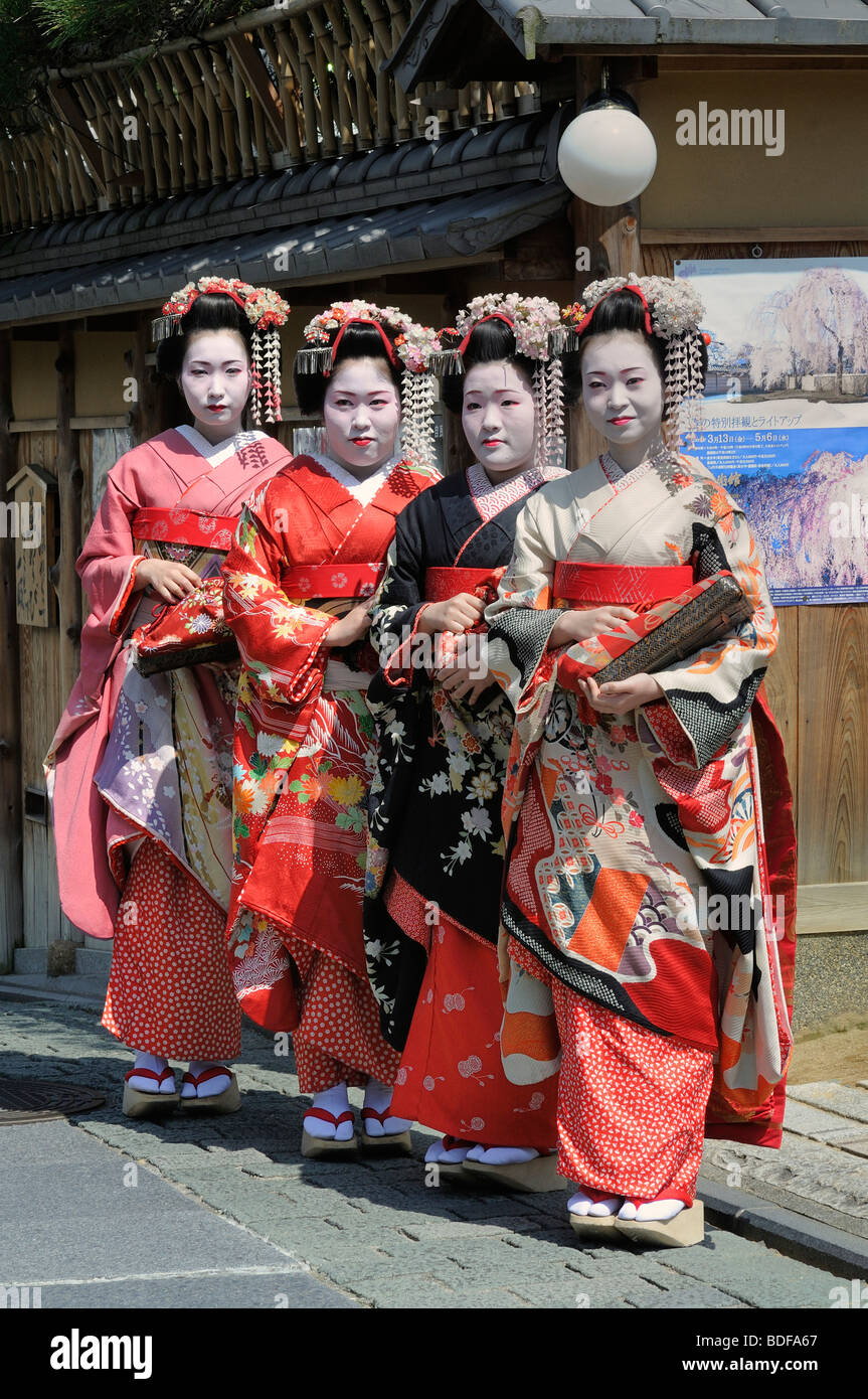 Maikos, geishas in training, Gion district, Kyoto, Japan, Asia Stock ...