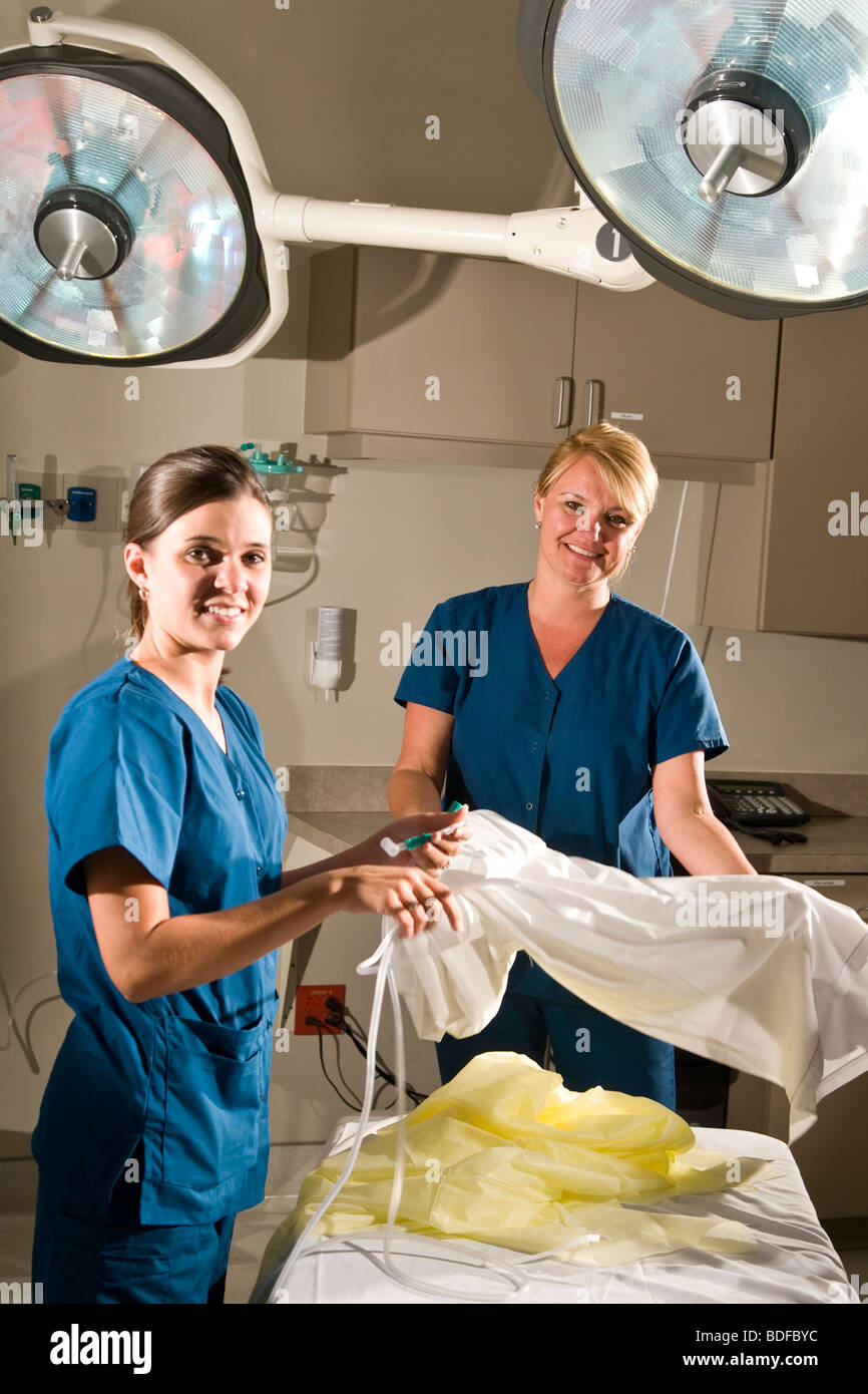 Medical facility cleaning hi-res stock photography and images - Alamy