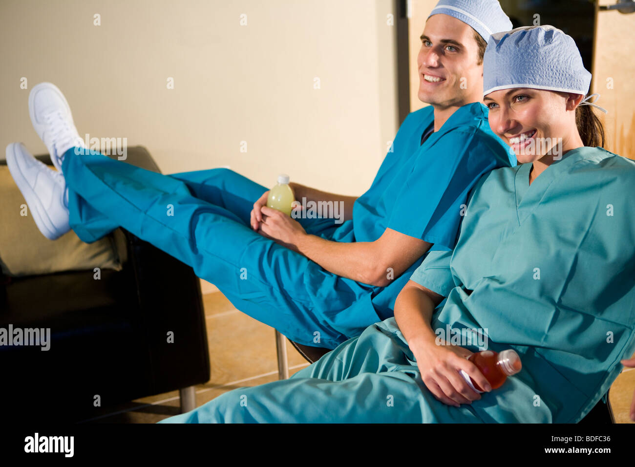 Students interns young doctors hi-res stock photography and images - Alamy