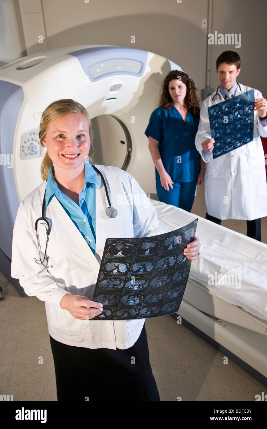 Doctor reviewing ct scan results hi-res stock photography and images ...