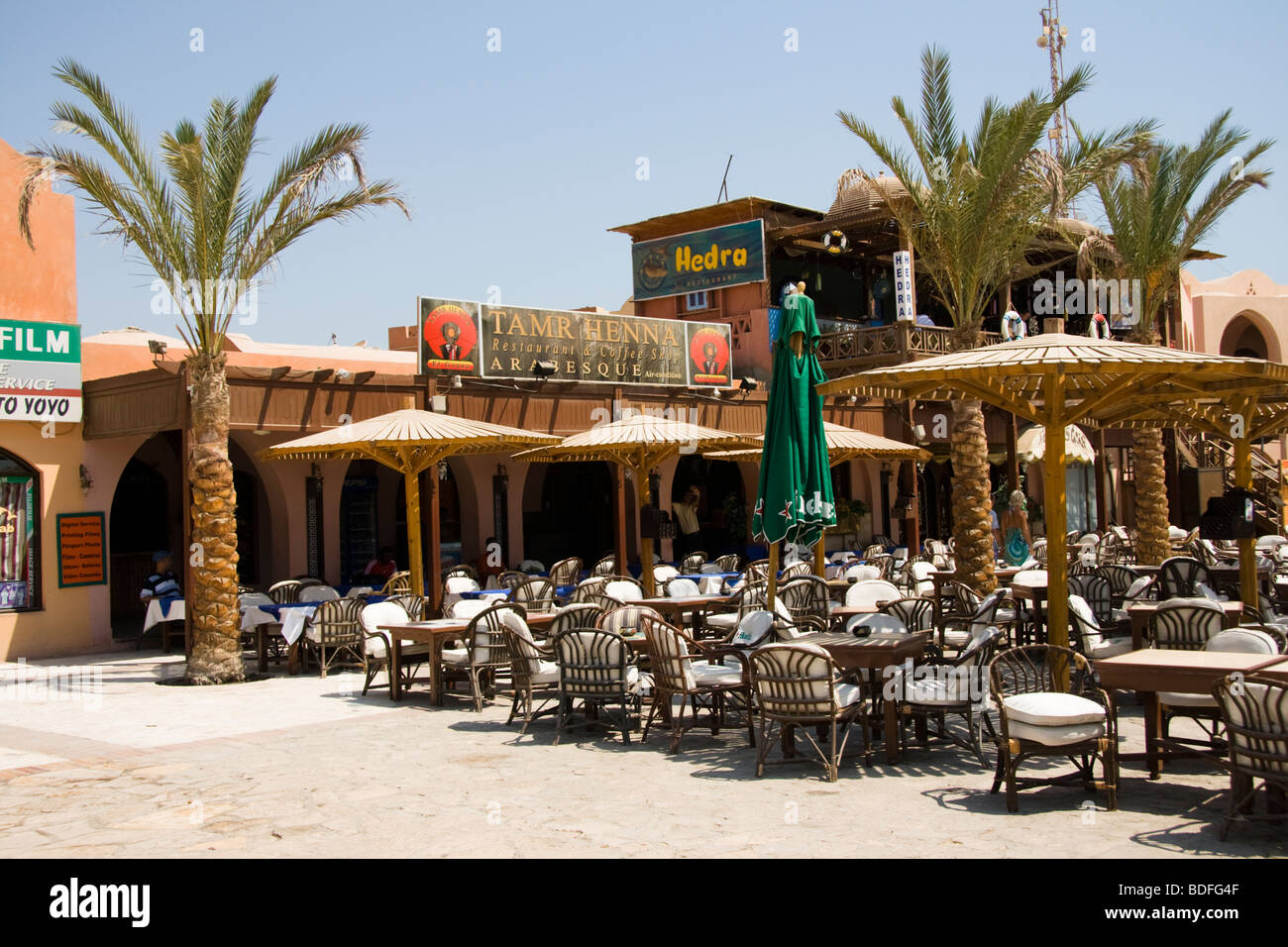 Restaurants in the Tamr Henna area of El Gouna, Red Sea, Egypt Stock ...