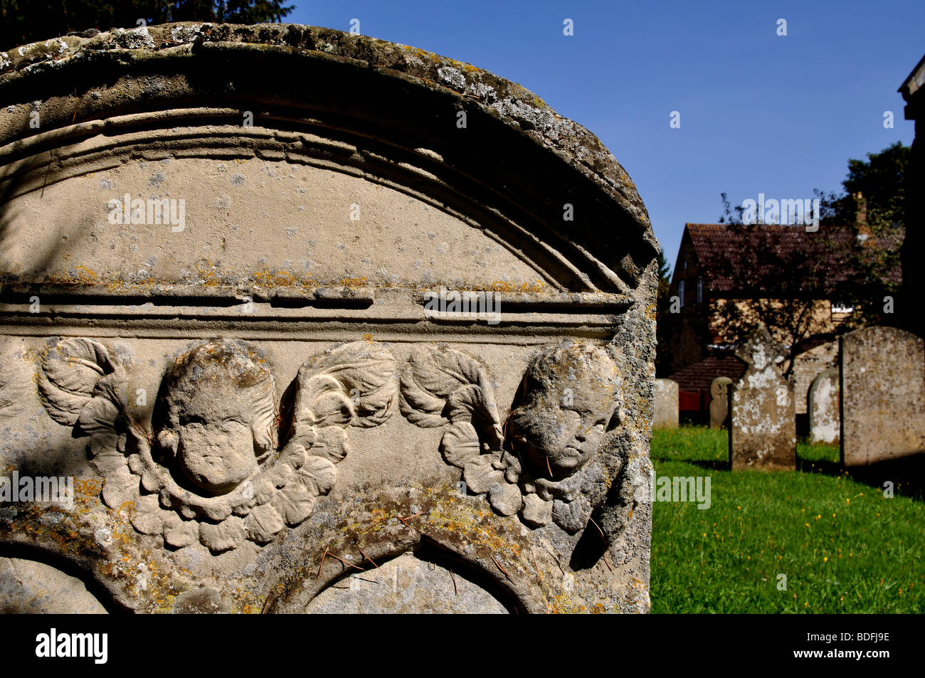 Grave in St. Mary the Virgin churchyard, Burton Latimer ...