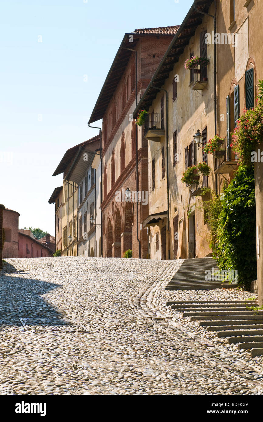 Saluzzo hi-res stock photography and images - Alamy