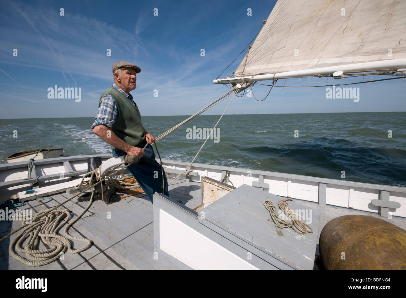 Bill coleman retired whitstable oyster hi-res stock photography and ...