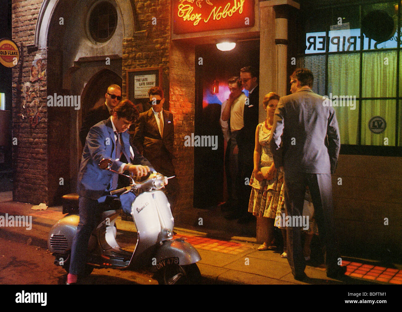 ABSOLUTE BEGINNERS - 1986 Virgin film Stock Photo - Alamy