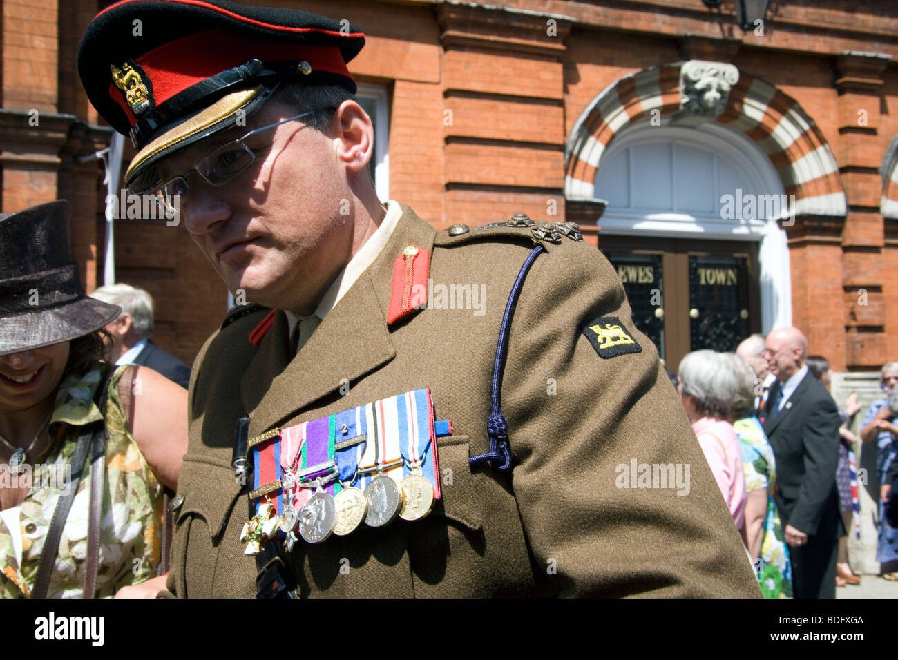 Officer of the Princess of Wales Royal Regiment Stock Photo - Alamy