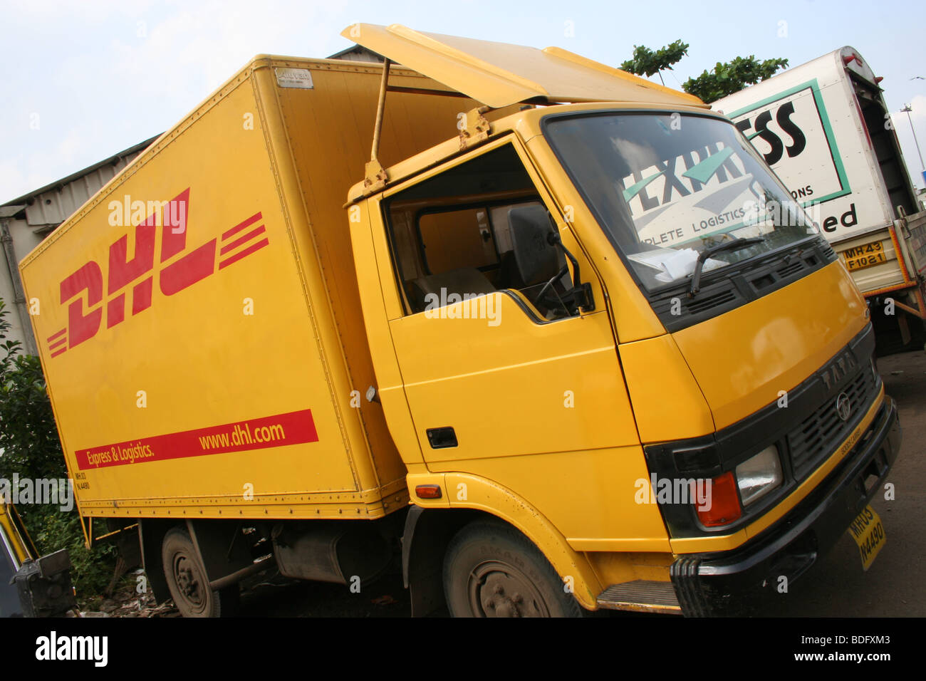 Logistical hi-res stock photography and images - Alamy