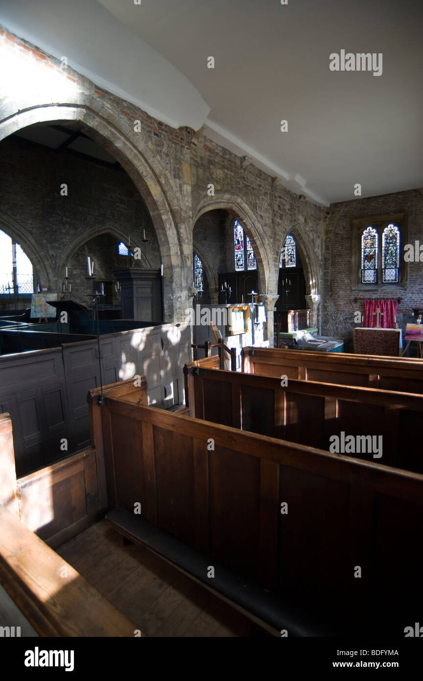 Holy trinity church goodramgate hi-res stock photography and images - Alamy