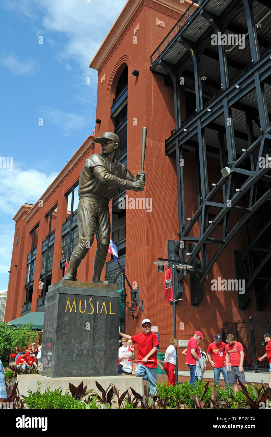 ST LOUIS - Missouri: Outside of Busch Stadium with statue of Stan "The ...