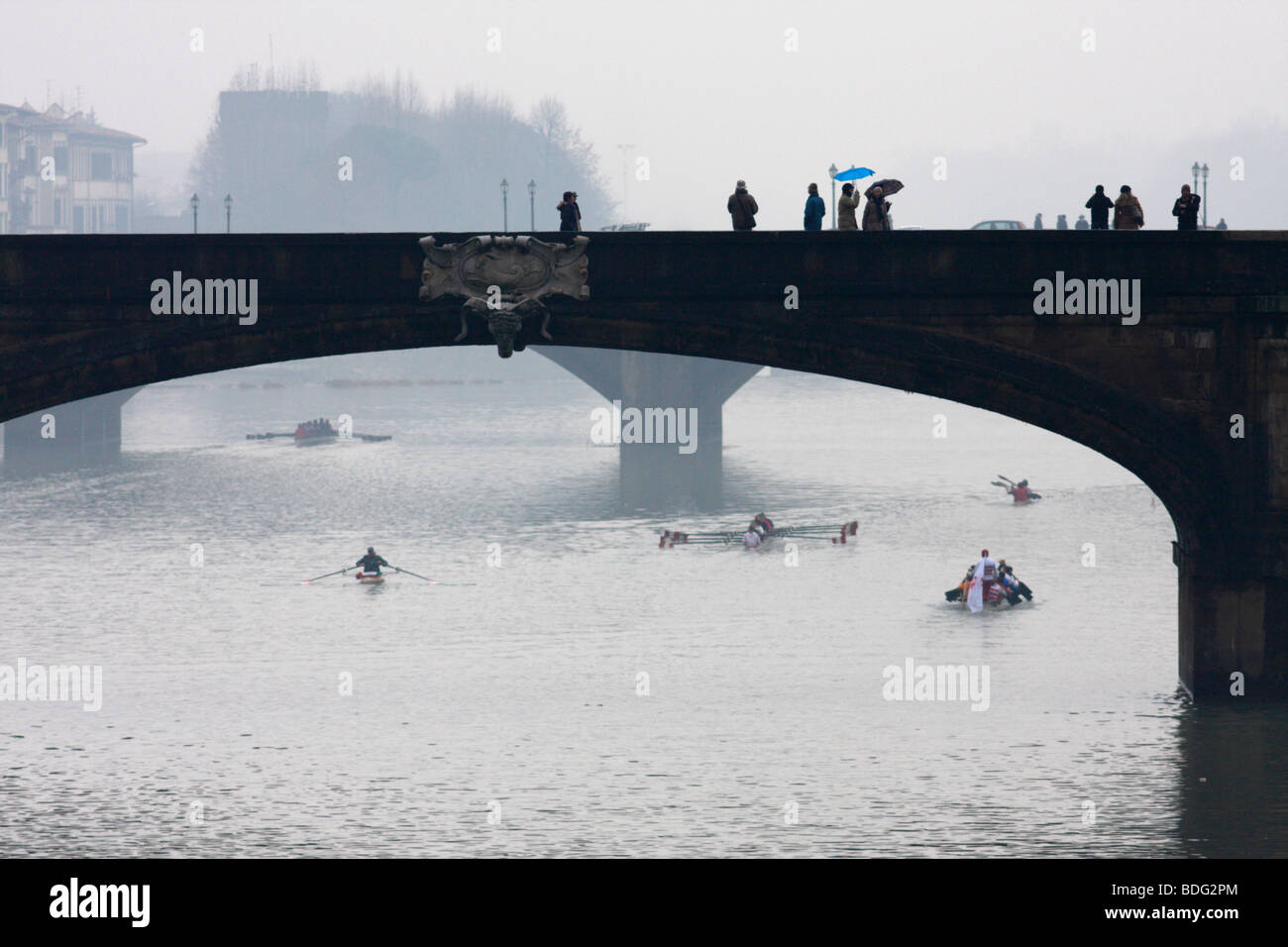 Florence rowing hi-res stock photography and images - Alamy