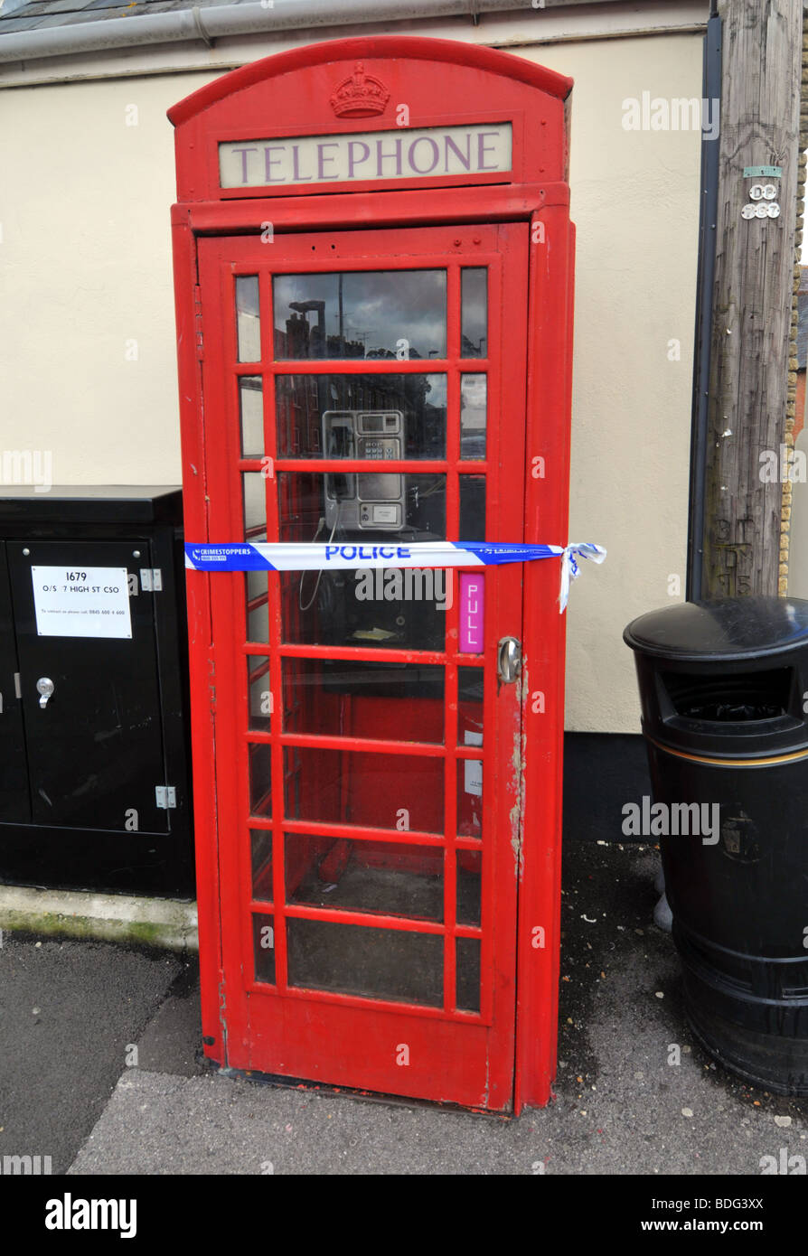 Police phone box hi-res stock photography and images - Alamy