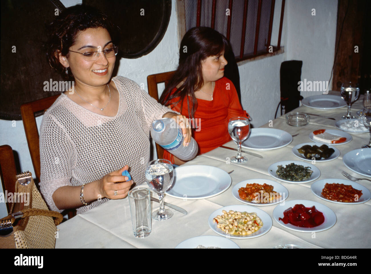 Istanbul Turkey People Eating Turkish Food Stock Photo - Alamy