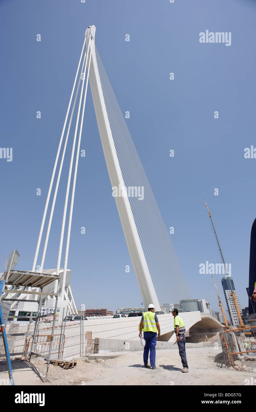 Assut d’Or bridge (aka Serreria Bridge) in Valencia designed by ...