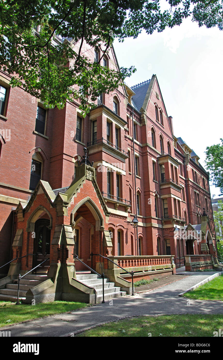 Harvard University campus in Cambridge, Massachusetts Stock Photo - Alamy