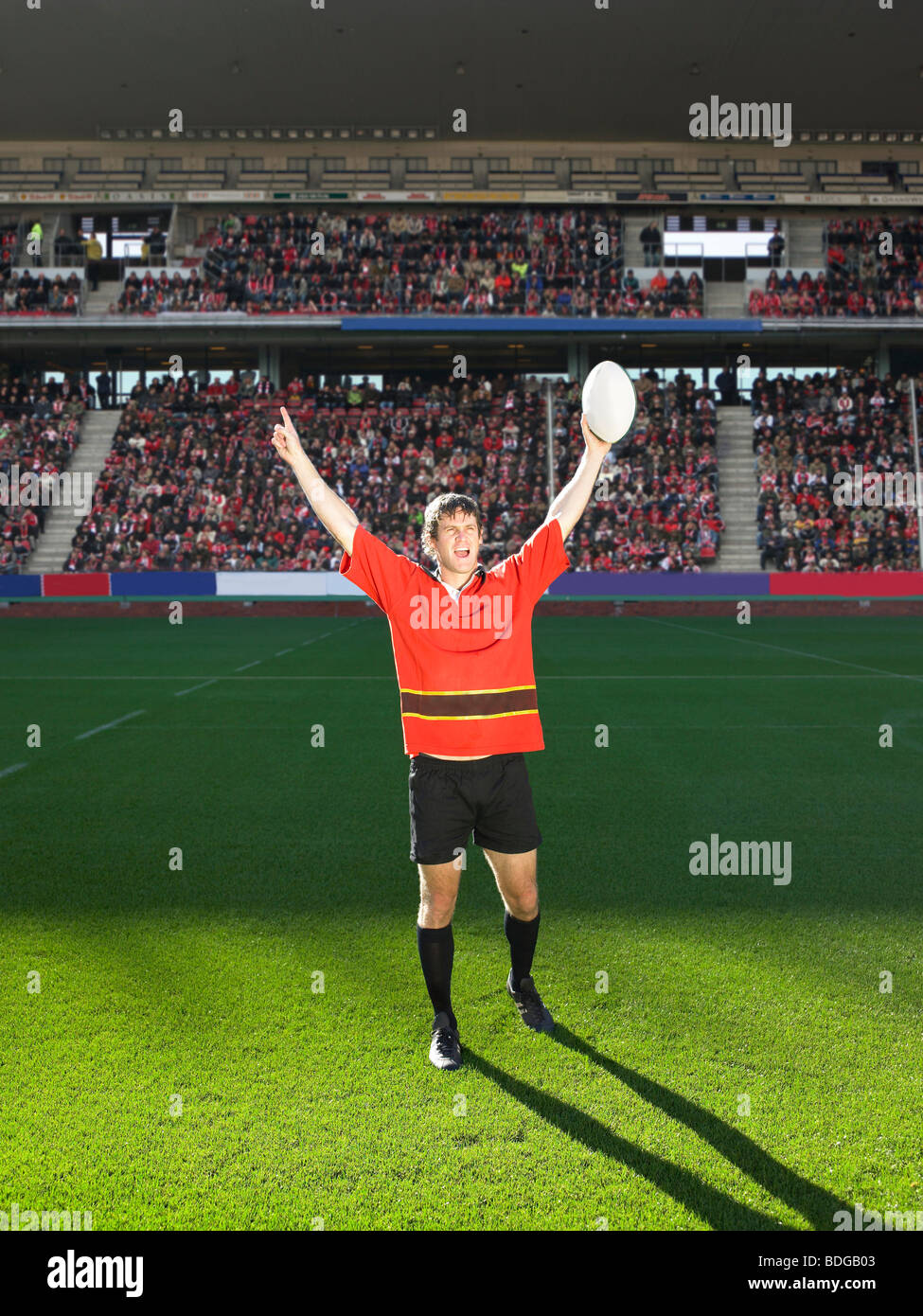 Rugby stadium hi-res stock photography and images - Alamy