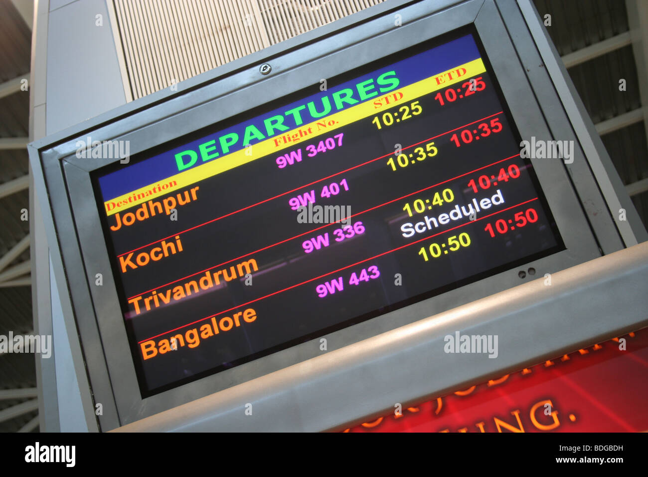 Passenger destination flight information screen Stock Photo - Alamy