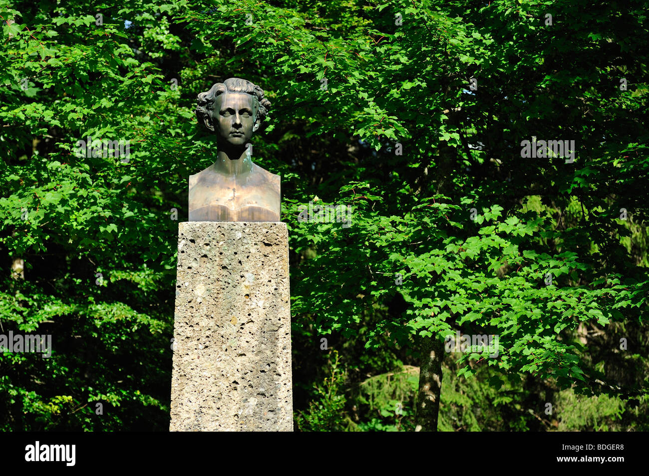 Ludwig II Statue, Linderhof schloss, district of garmisch-partenkirchen ...