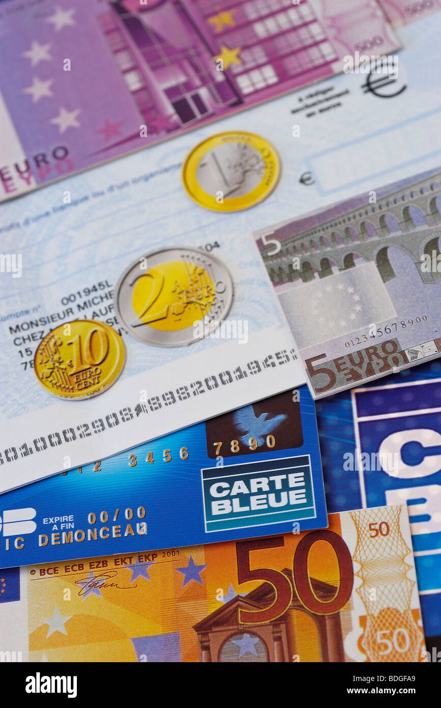 Miscellaneous paper hi-res stock photography and images - Alamy