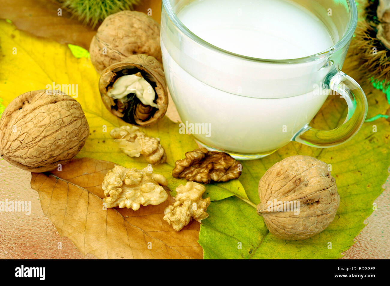 Nut milks hi-res stock photography and images - Alamy