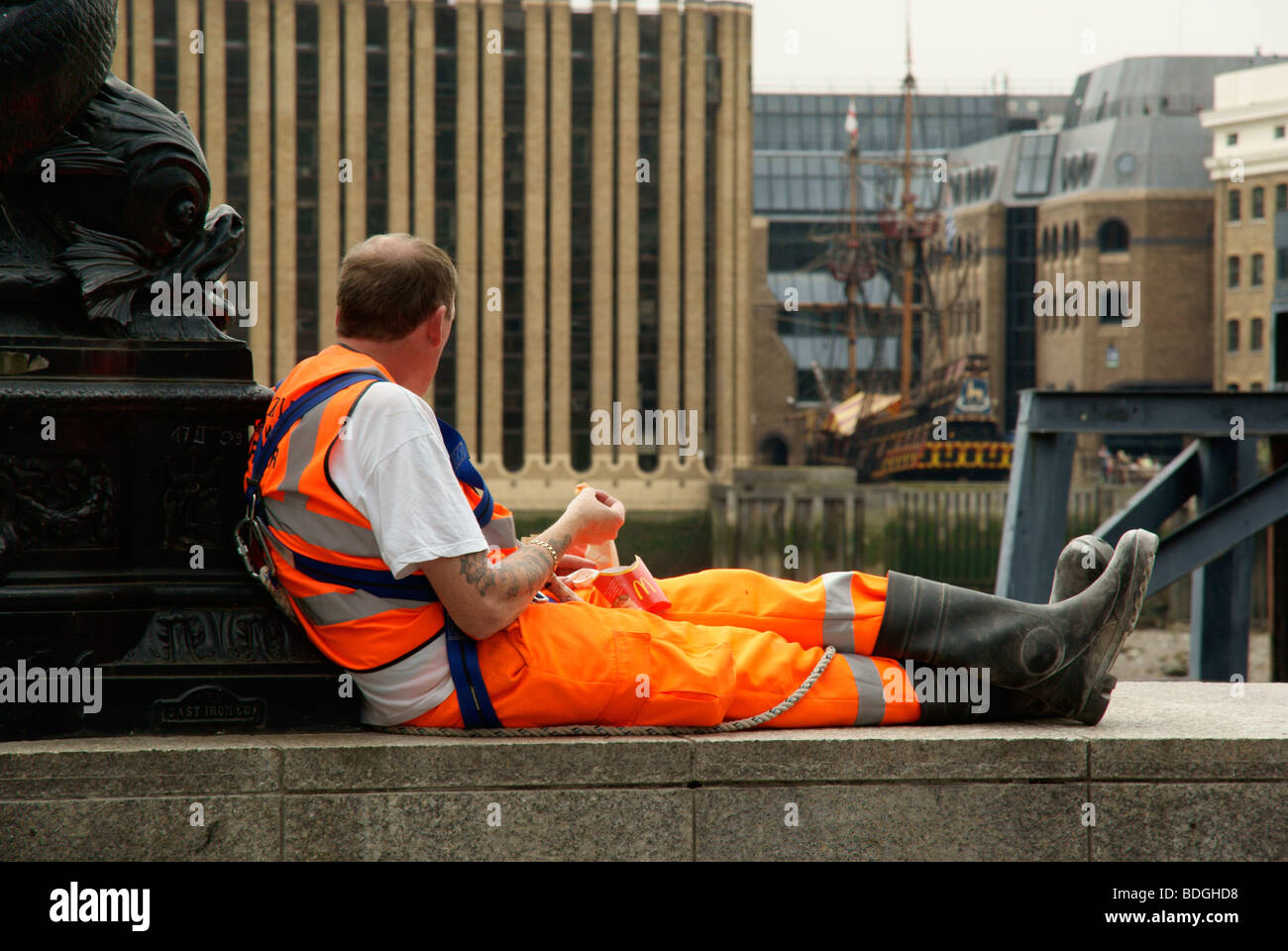 London construction worker hi-res stock photography and images - Alamy