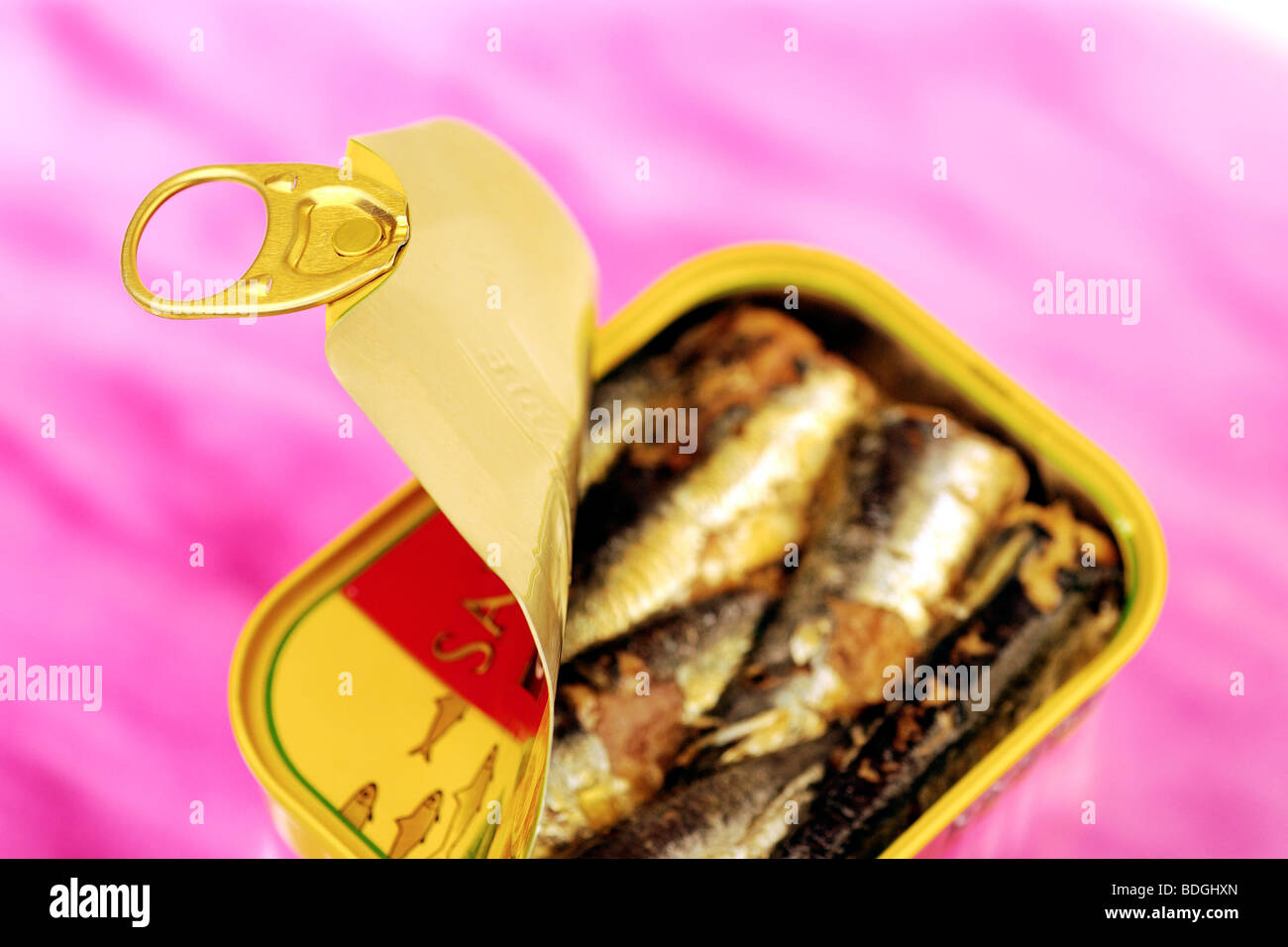 Tin Poisoning High Resolution Stock Photography and Images - Alamy