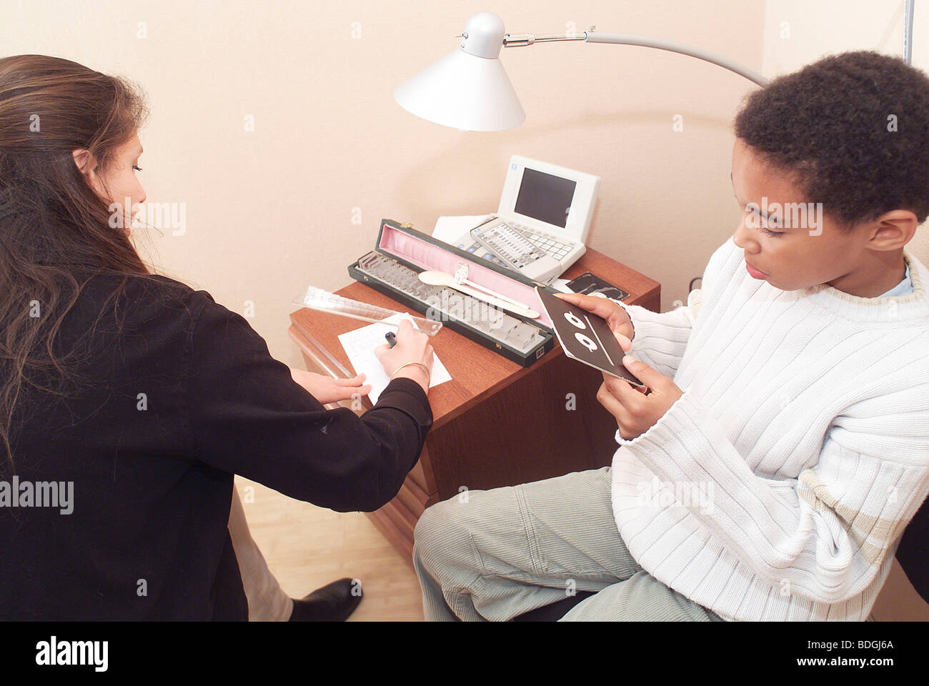 Stereograms hi-res stock photography and images - Alamy