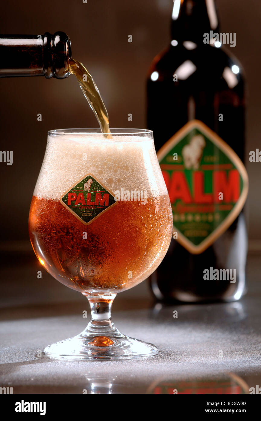 Palm beer hi-res stock photography and images - Alamy