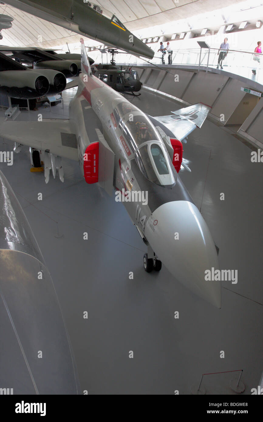 Phantom jet fighter aircraft in hi-res stock photography and images - Alamy