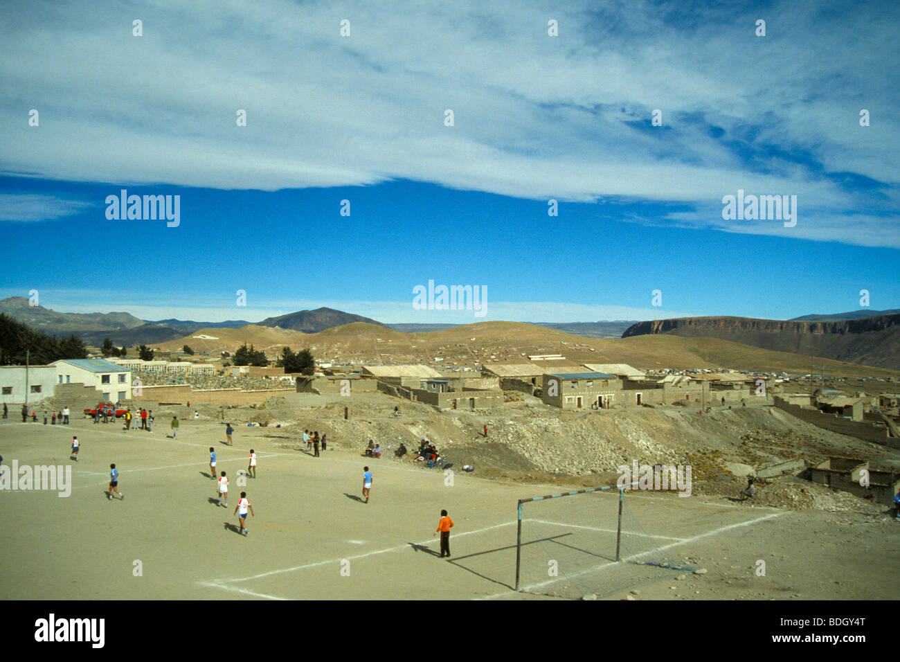 Daily life bolivia hi-res stock photography and images - Alamy