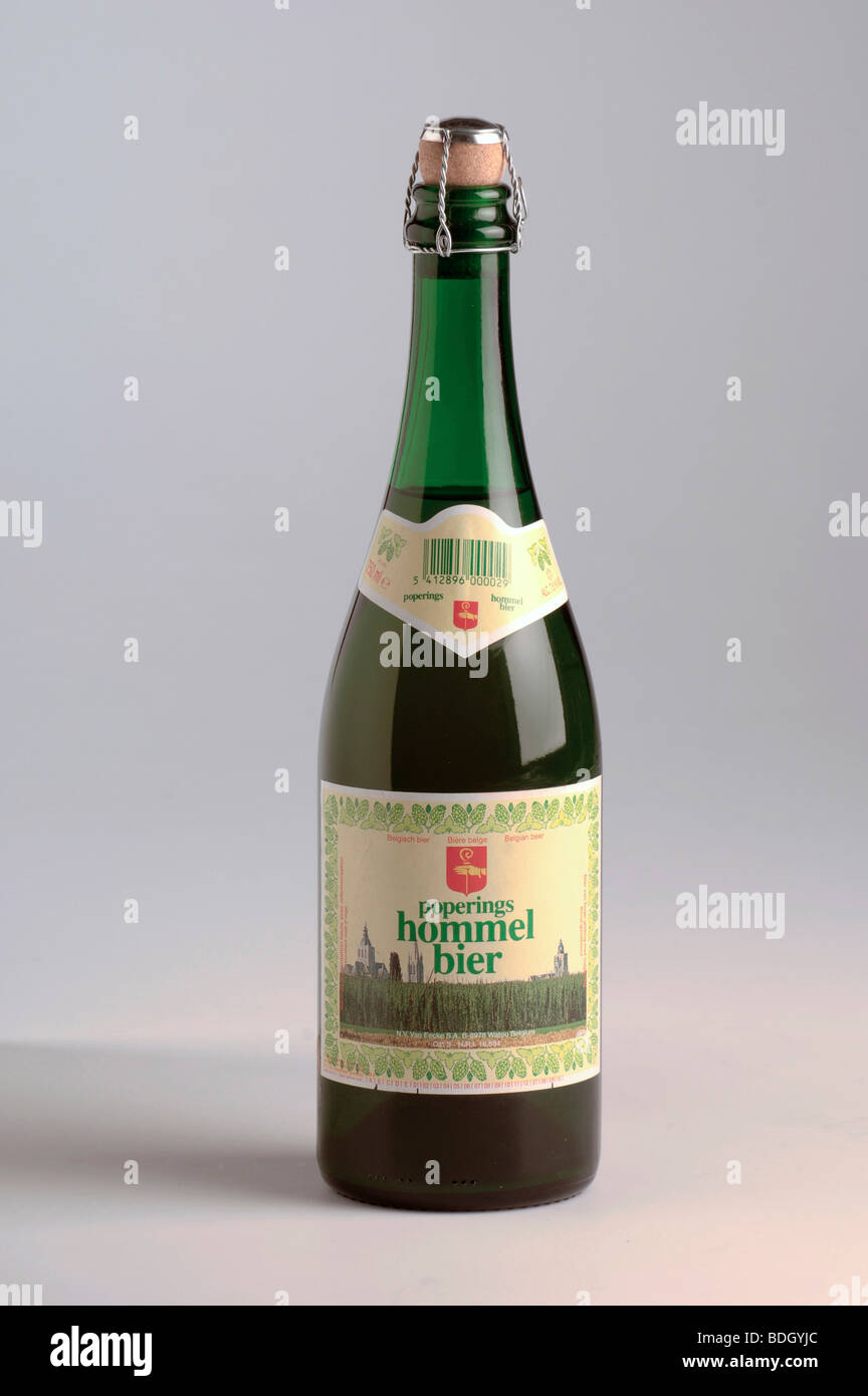 750ml bottle of Hommel bier Belgian beer Stock Photo - Alamy