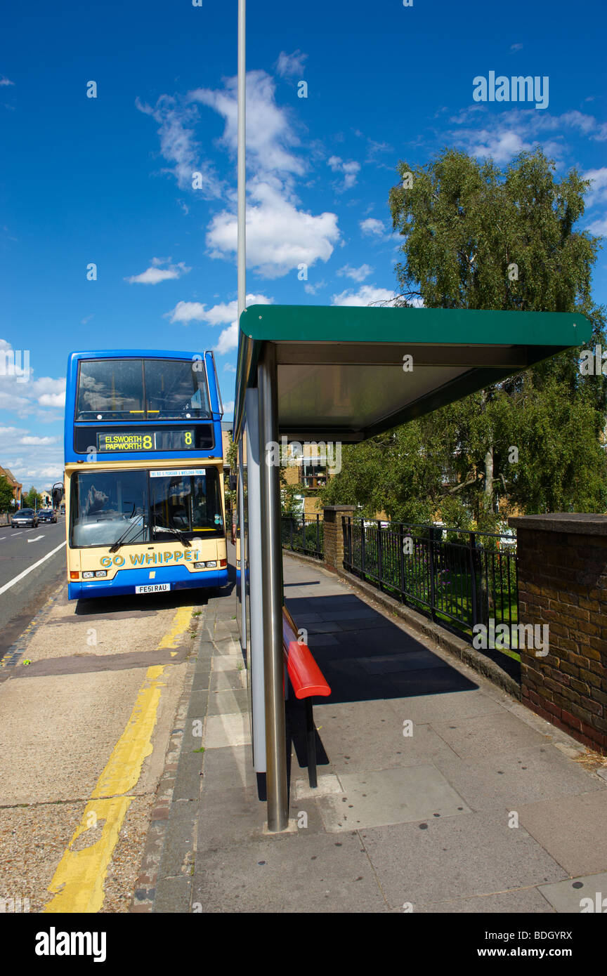 Bus stop cambridge hi-res stock photography and images - Alamy