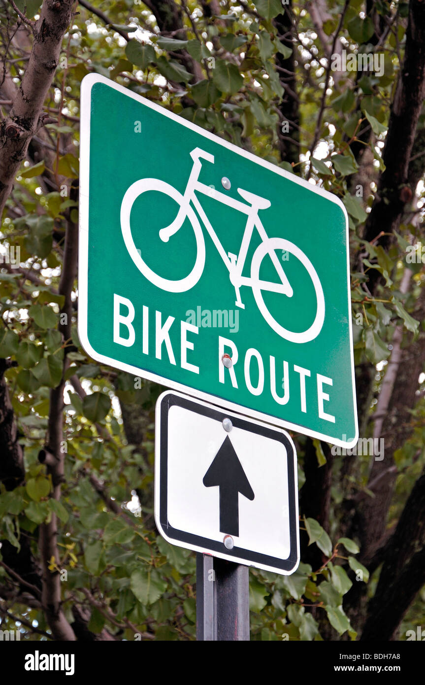 Bike Route road sign, USA Stock Photo - Alamy