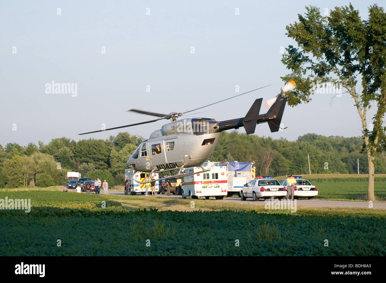 Life flight air ambulance hi-res stock photography and images - Alamy