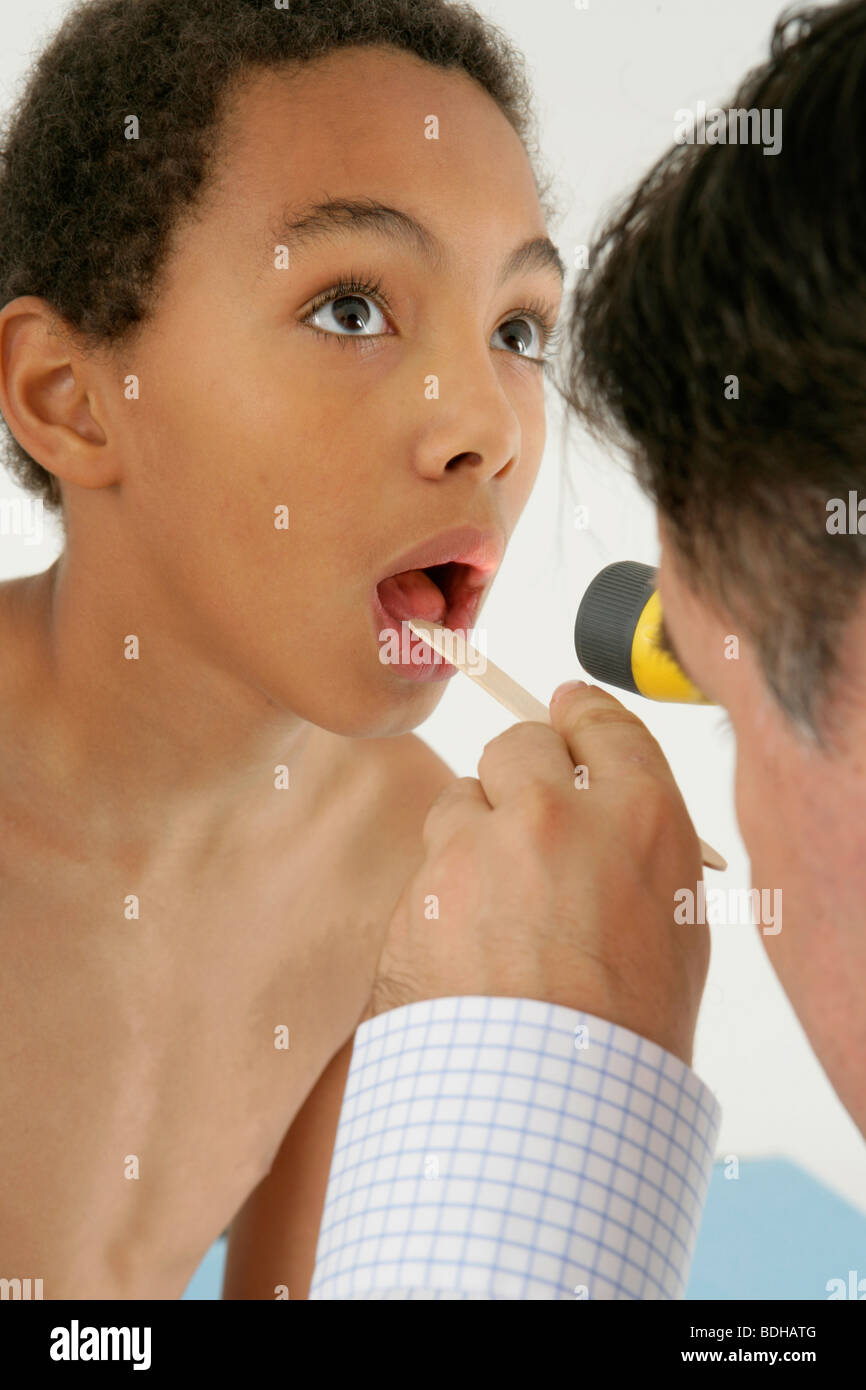 African woman with torch hi-res stock photography and images - Alamy