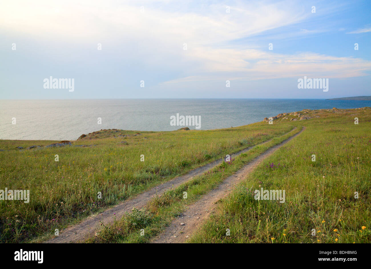 Earth road hi-res stock photography and images - Alamy